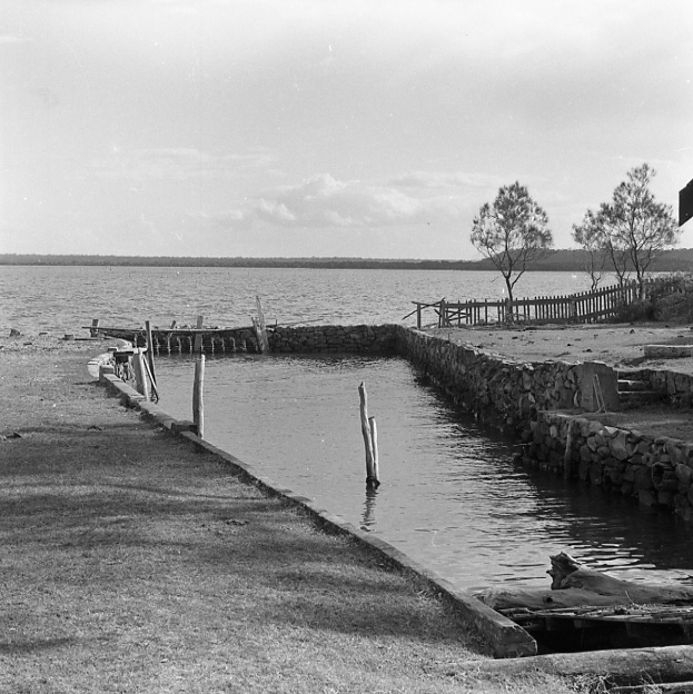 Tahlee House swimming pool (baths), Tahlee NSW, [1952] | Living Histories