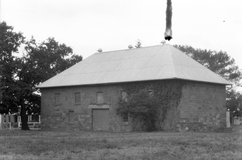 Corner’s Barn at rear of Bulwarra House, Bolwarra, NSW | Living Histories