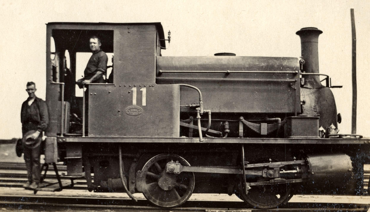 BHP Steel Works Locomotive no. 11, Newcastle, NSW, Australia [n.d ...