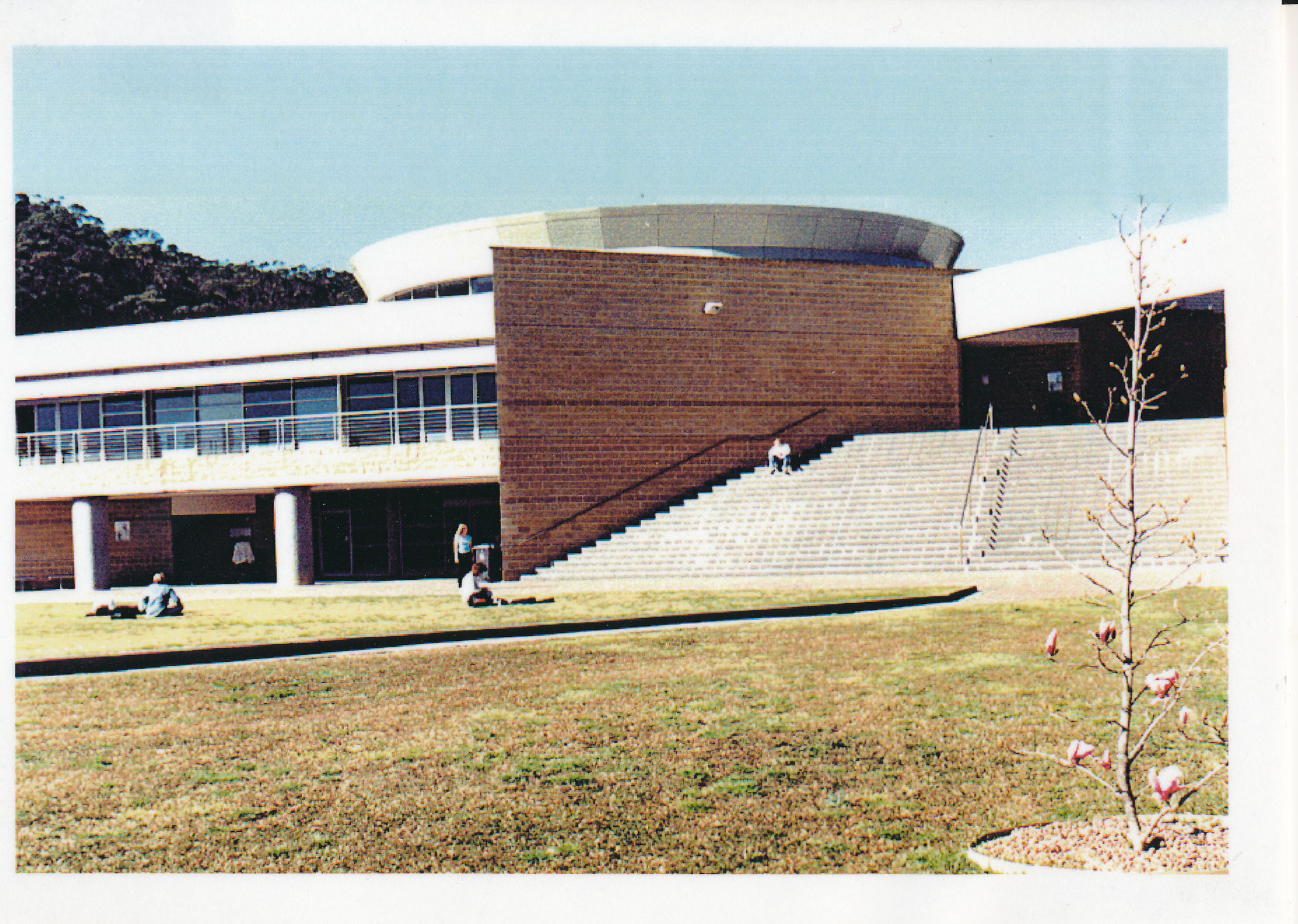 [The University of Newcastle's Central Coast Campus, Ourimbah, NSW, n.d ...
