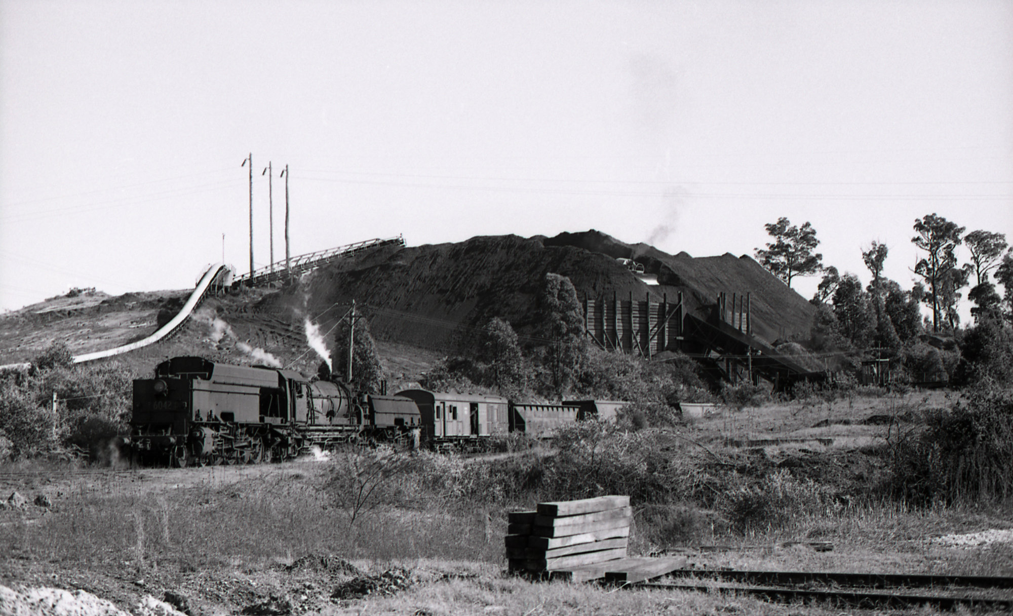 Garratt at Newstan Colliery, 5 August 1972 | Living Histories
