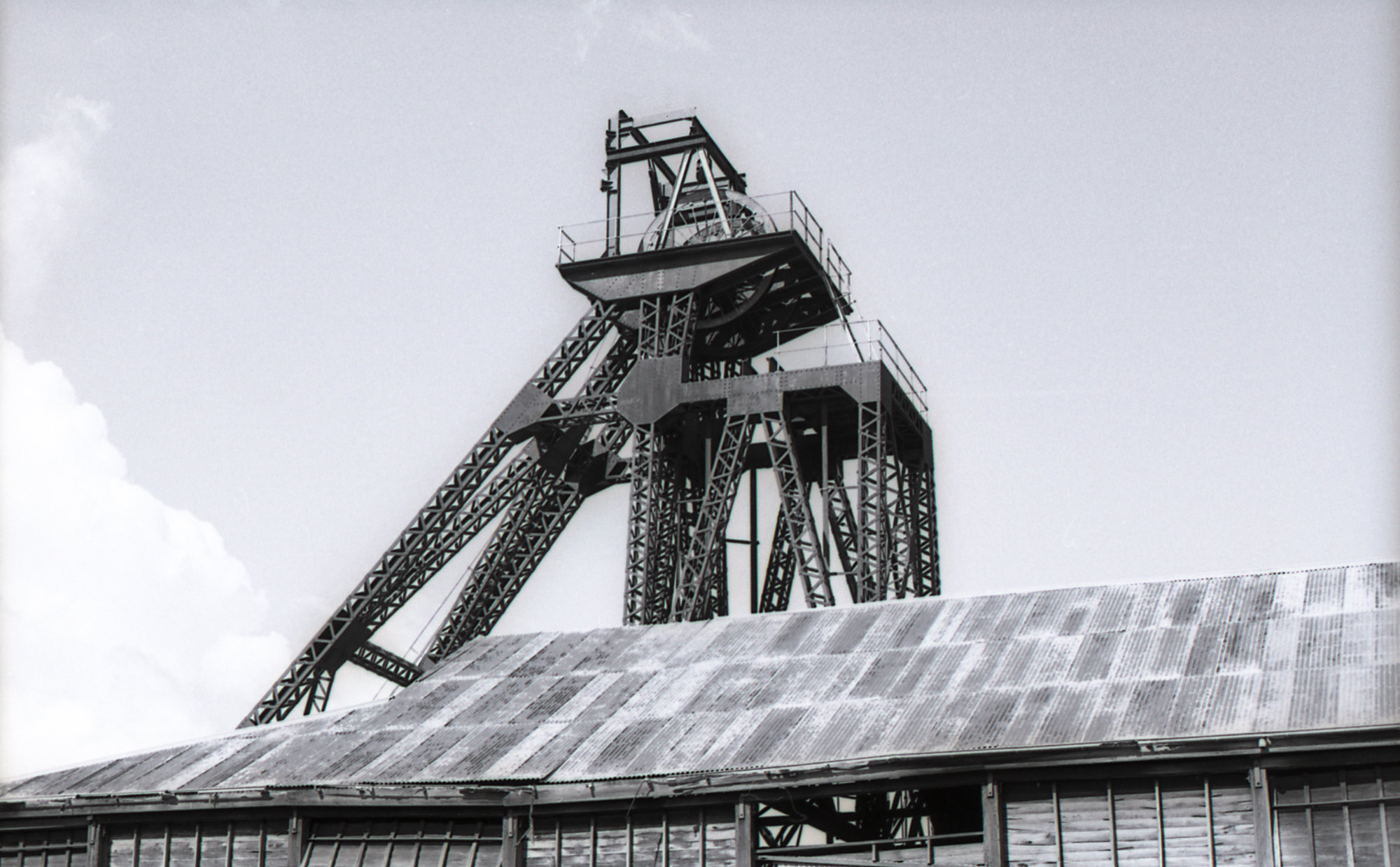 Downcast shaft headframe, Stanford Main No. 2 Colliery, 19 August 1972 ...