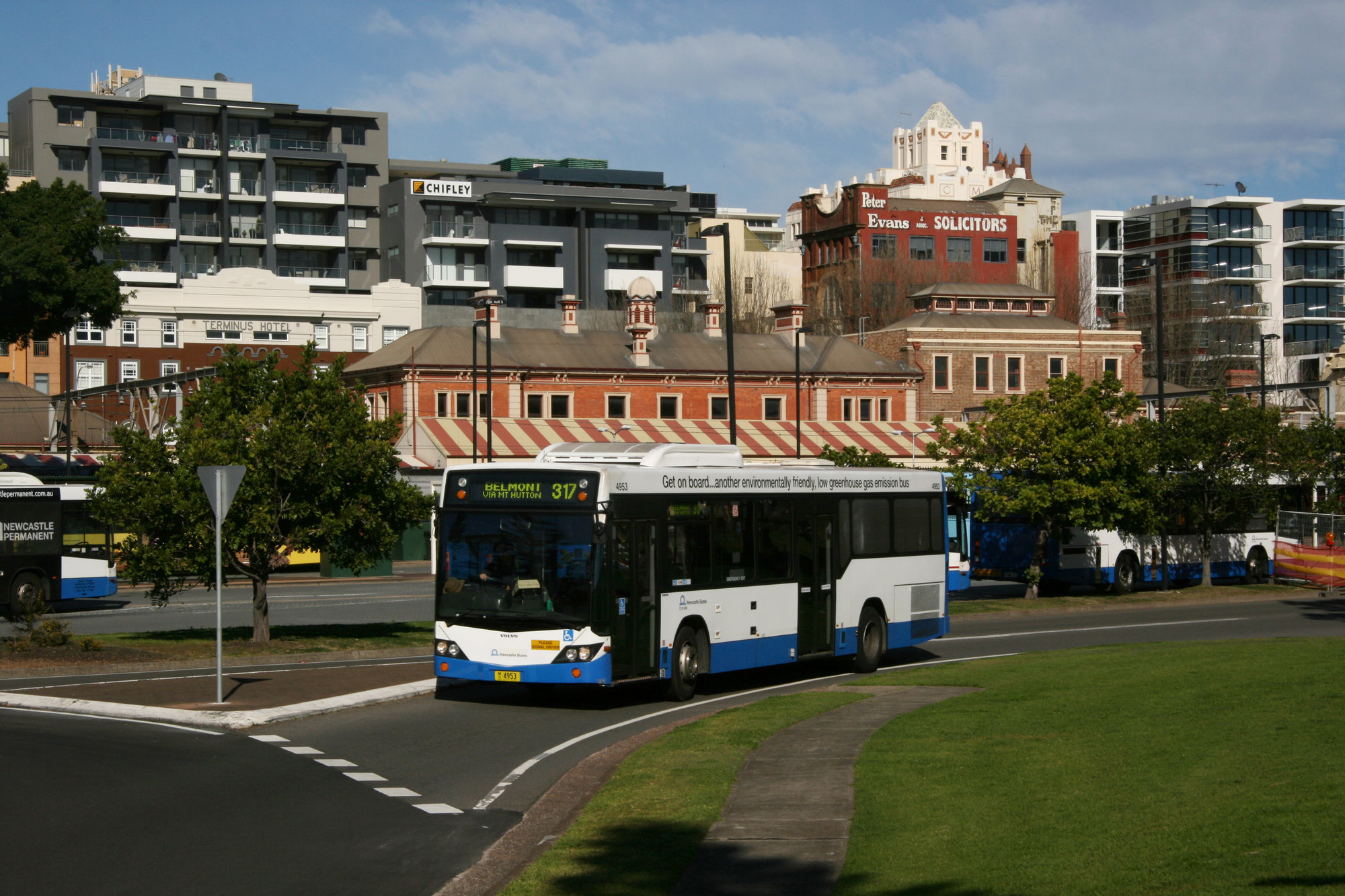 STA Volvo B12BLE 4953 & 4 other buses, Wharf Road at roundabout with ...