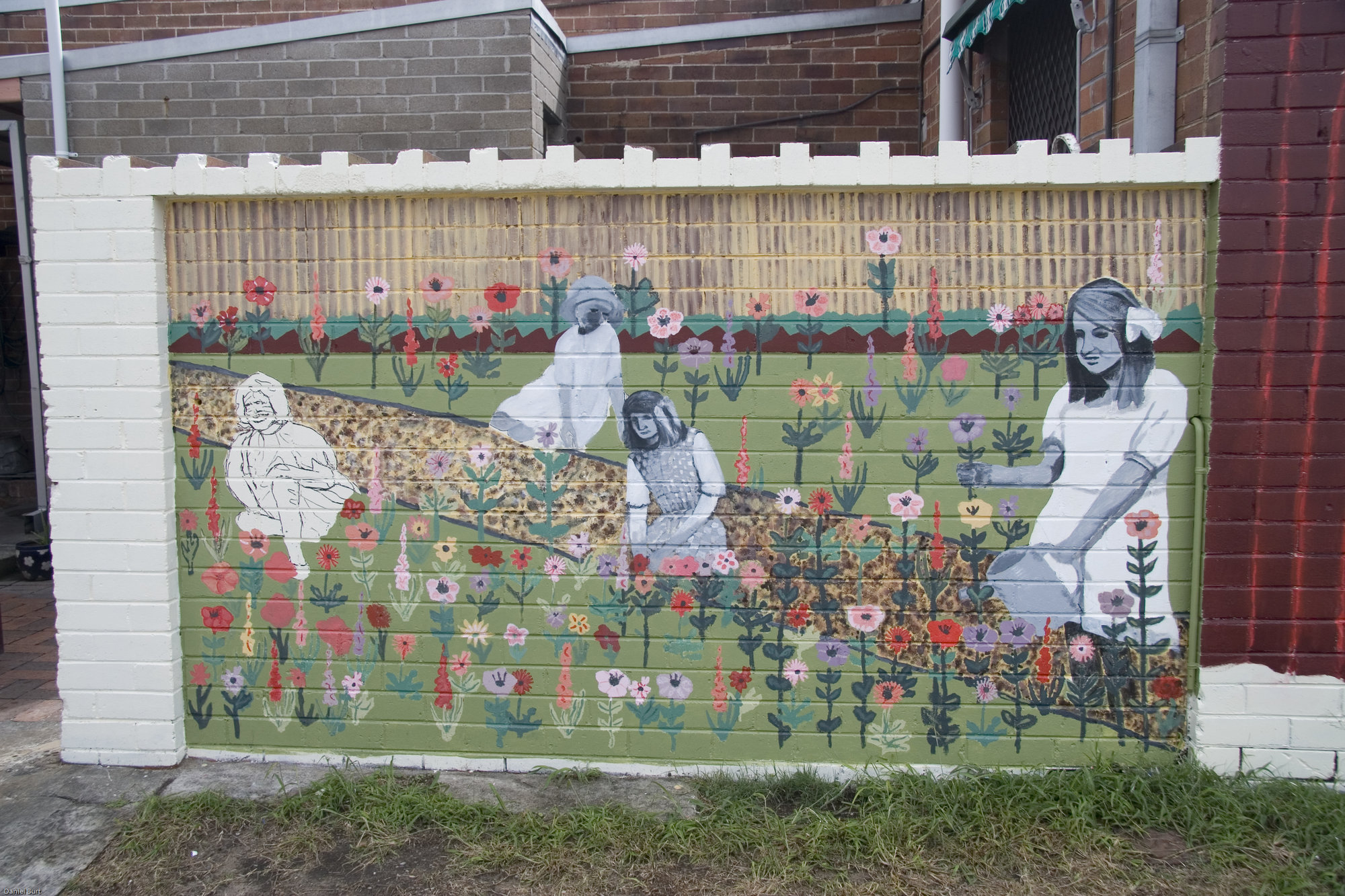 Detail of completed mural, creation of Stockton Mural, corner of ...