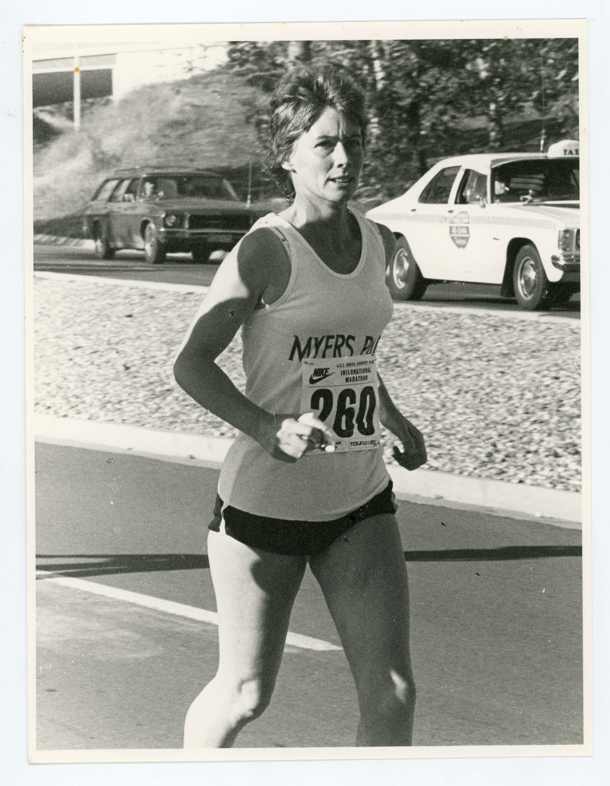 Sue Beisty in Nike Marathon, Canberra ACT - 12 April 1981 | Living ...