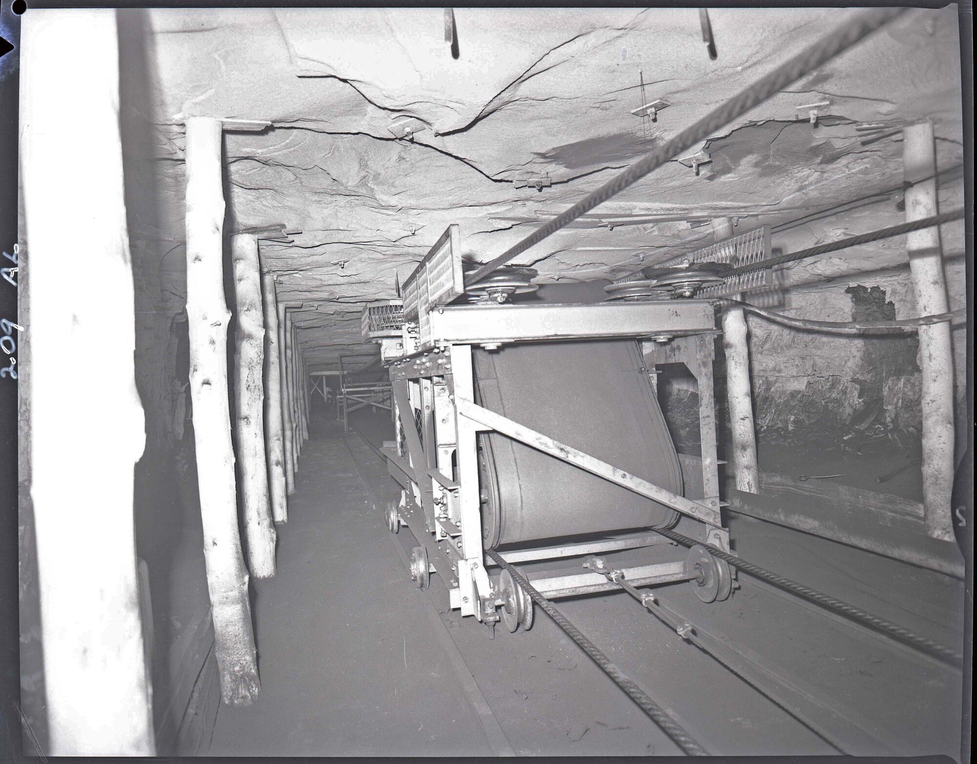 Coalcliff Colliery, underground pulley systems, NSW, 1959 | Living ...
