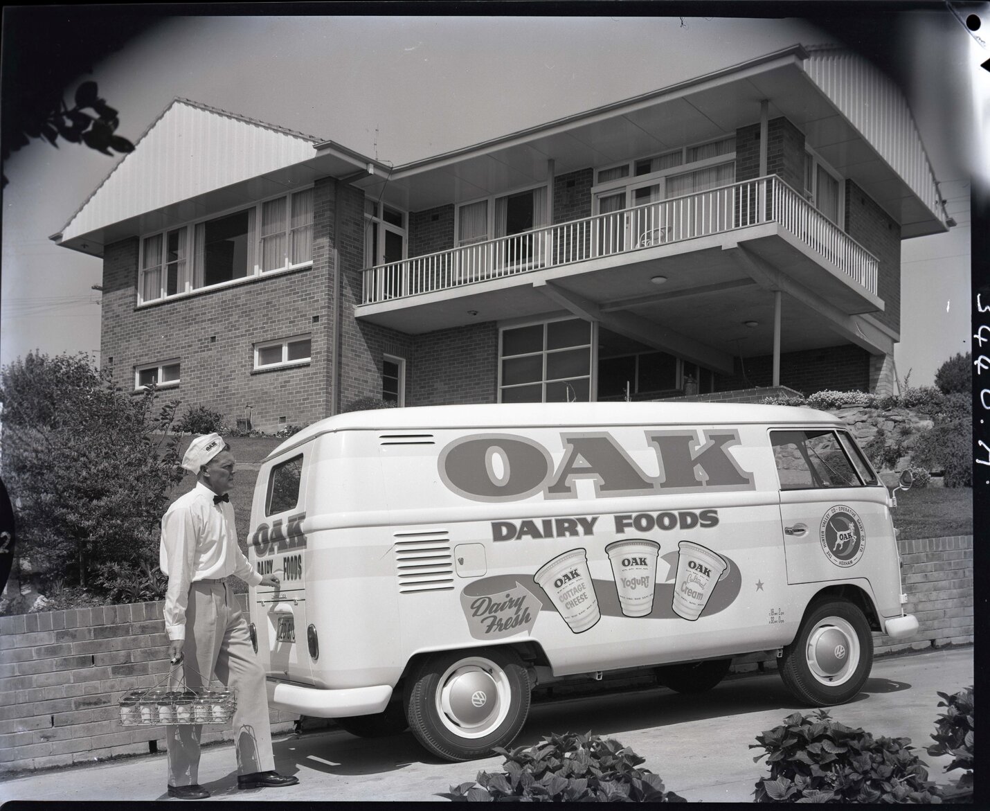 Oak Dairy Foods, home delivery van, 1963 | Living Histories